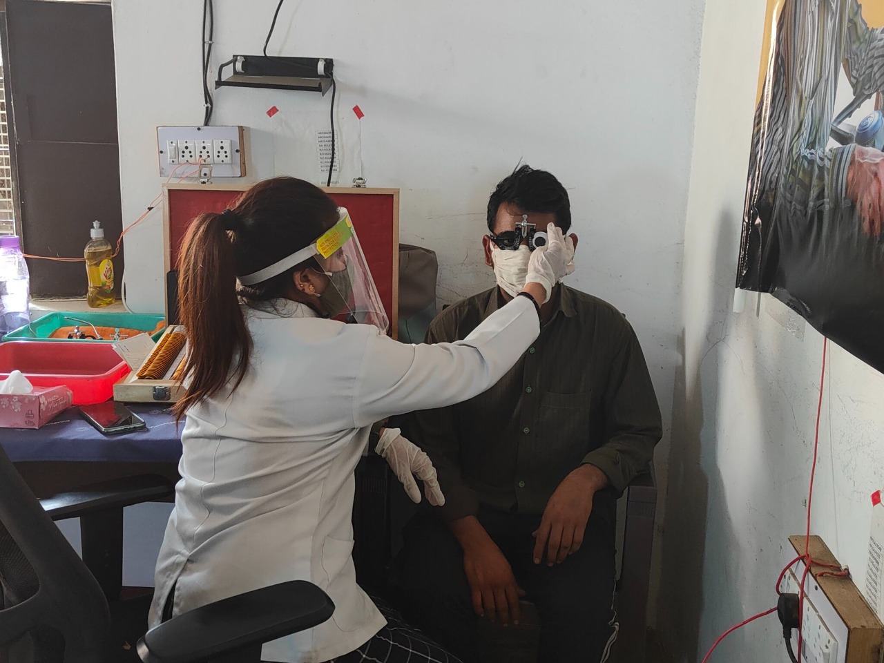 Empowering the Truck Driver Community with the Samarth Project | CSR ...